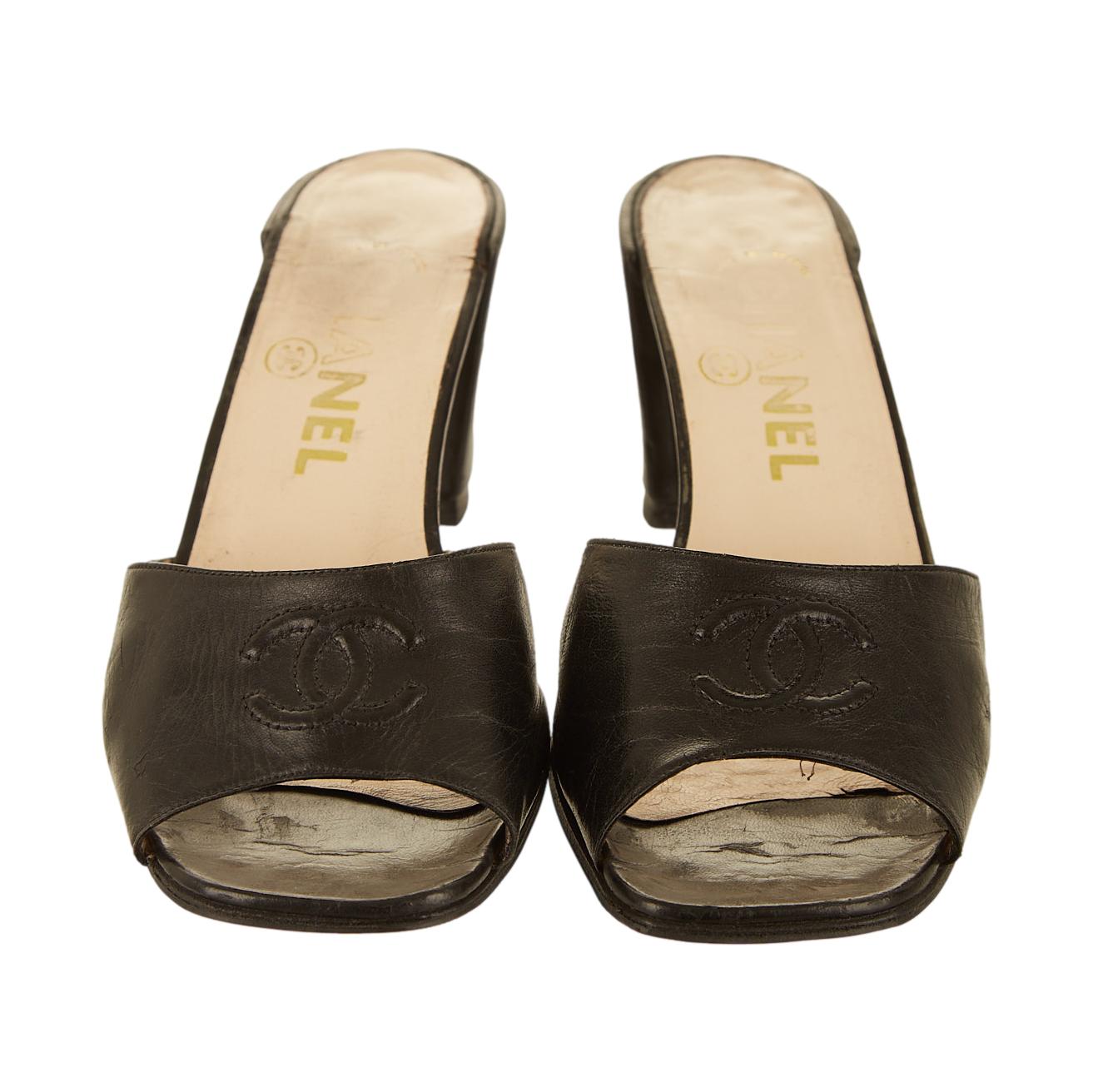 Chanel Black Logo Block Heels – Treasures of NYC